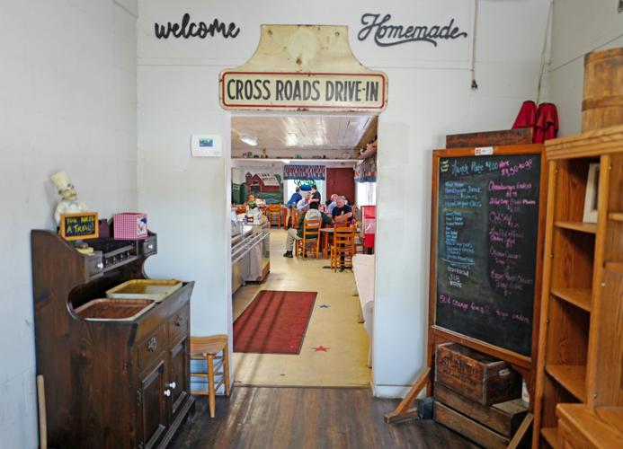 Taste of the Town: Crossroads Cafe serves an exemplary Dixie lunch