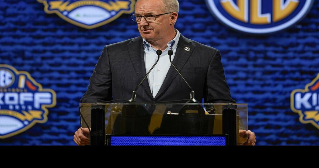 SEC commissioner Greg Sankey wants national NIL oversight | USC ...