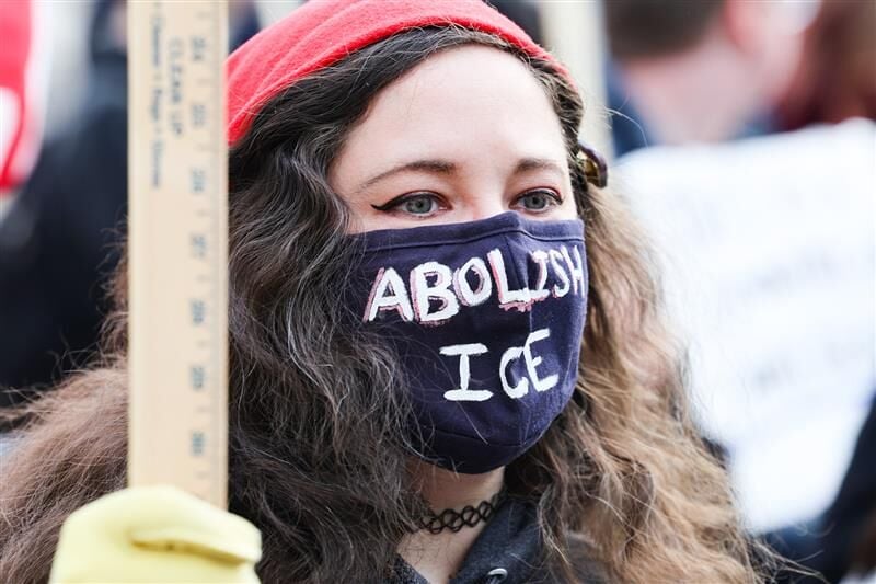 USC students join Columbia anti-ICE protest, national strike