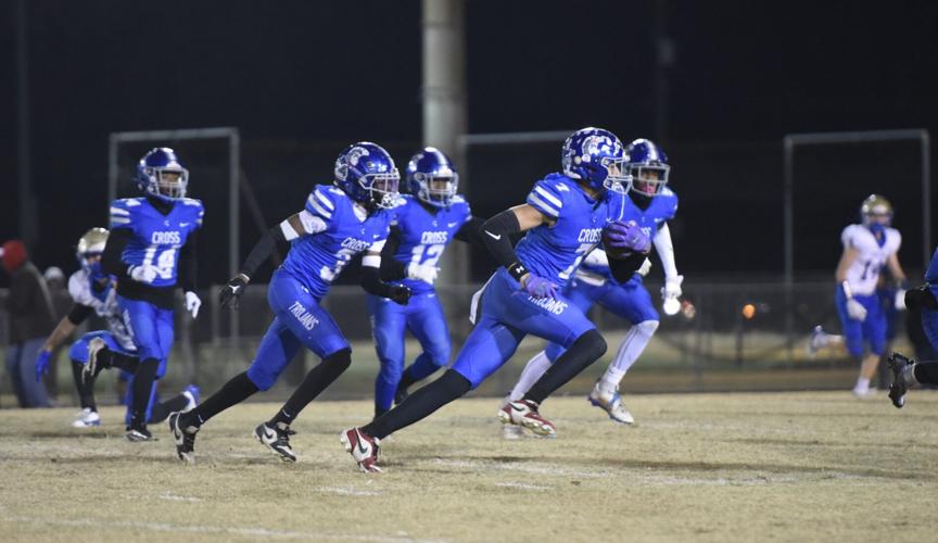 Cross pulls away from Lake View, 36-7