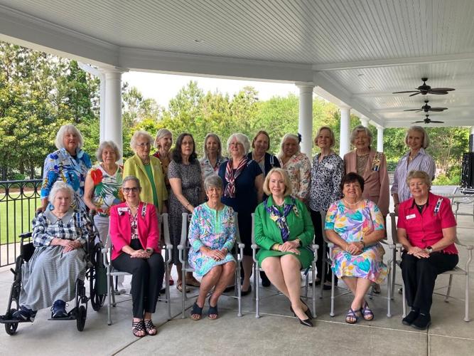 Henry Middleton DAR chapter endows scholarship at USC Aiken