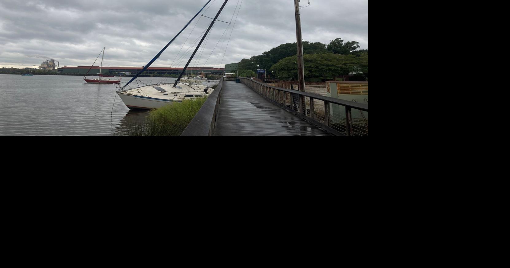 Coastal Georgetown County wakes up to debris, some street-level ...