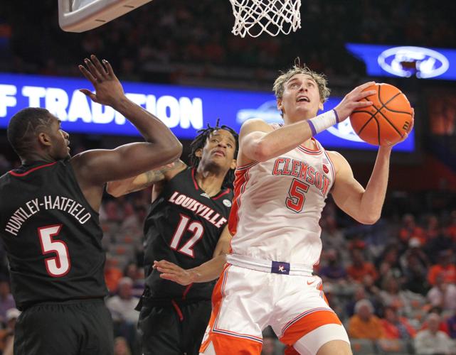 NBA takes Gamecocks' GG Jackson, Clemson's Hunter Tyson, Furman's Jalen ...