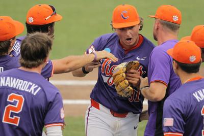 Strider to Clemson ahead of NCAA tourney: Play like savages