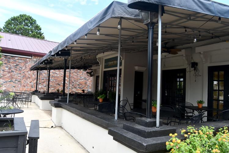 Midtown Tavern opens in downtown Augusta, showcases classic Americana foods