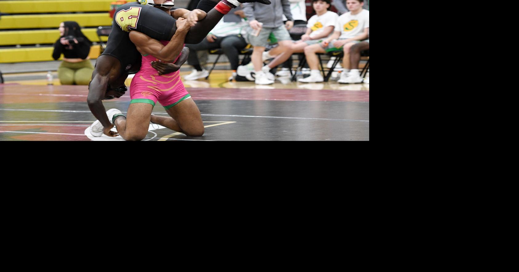 Green Wave grapplers roll past Swamp Foxes