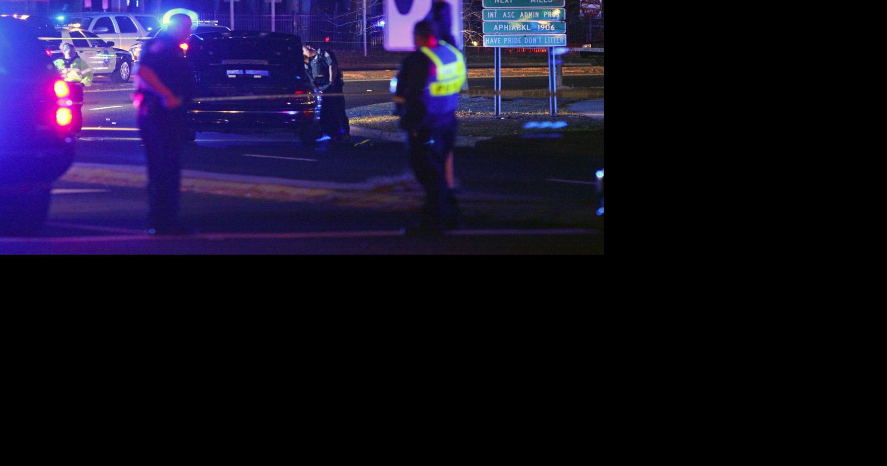 Witness describes police gun battle Officers chased man before shooting