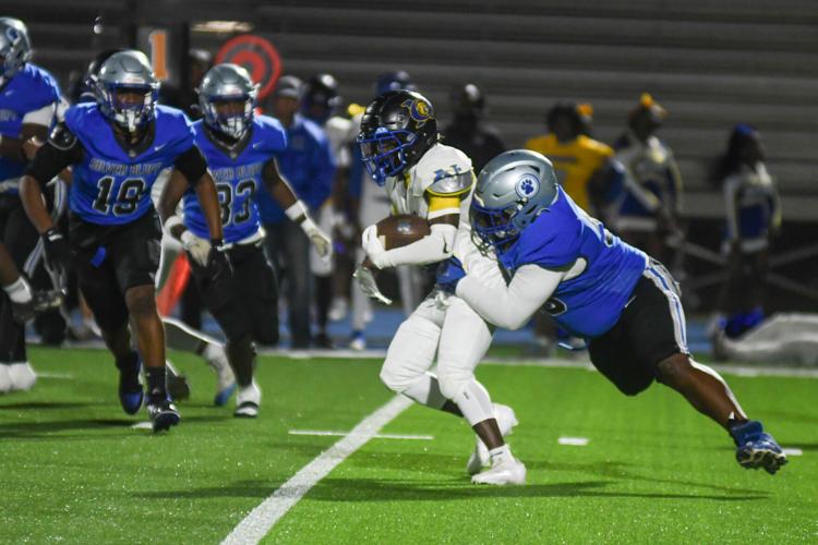 Silver Bluff football advances to 2nd round of playoffs
