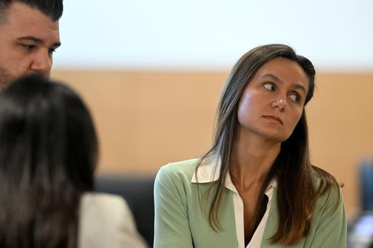 Former ballet dancer Ashley Benefield on trial for murder