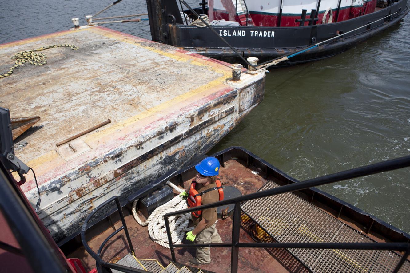 SCDNR removes Navy ship from Bohicket Creek near Charleston