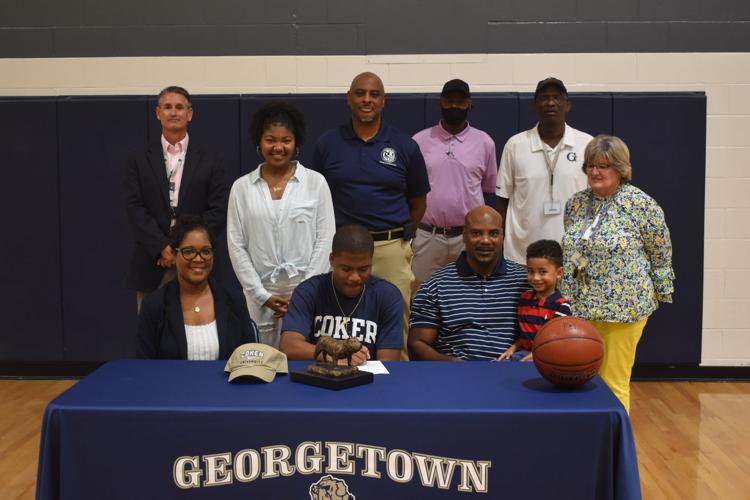 Georgetown boys' basketball's Darrell Gardner officially signs with ...