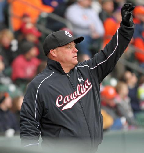 South Carolina baseball coach Chad Holbrook’s first season will be ...