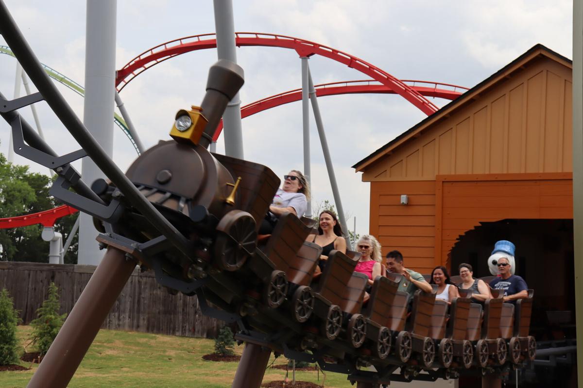 Carowinds adds adults-only pool bar, Snoopy roller coaster