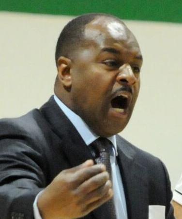 Summerville's Tucker notches 300th career victory in wrestling