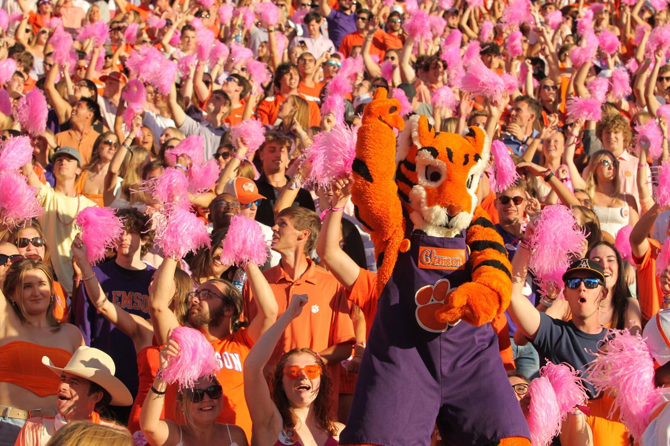 Clemson NIL collective paid $2.4M in '22, IRS filing says