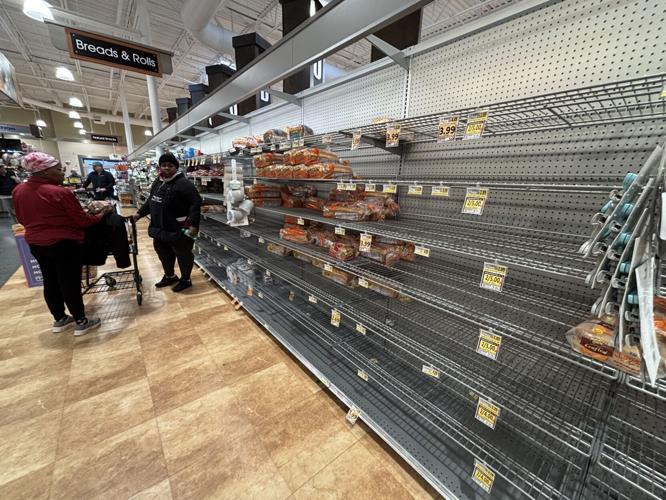 Ahead of ice storm, Greenville SC shoppers flock to stores