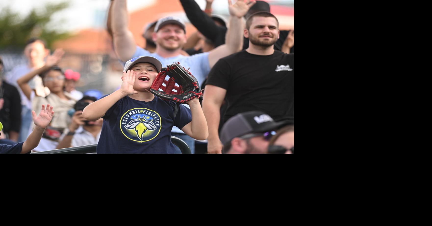 Columbia Fireflies baseball team seeking anthem singers