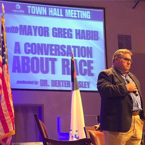 Goose Creek mayor talks about race with local pastor | News ...