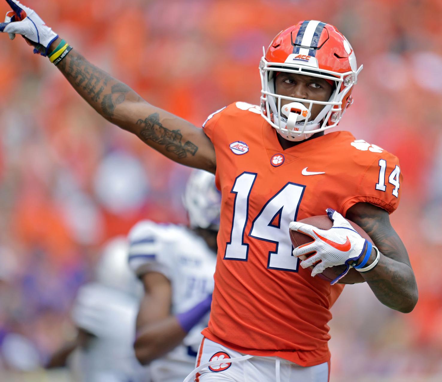 Man arrested for murder of ex-Clemson WR Diondre Overton