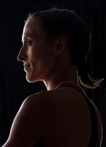 Charleston's Anna Toole fights for Muay Thai title belt | Special ...