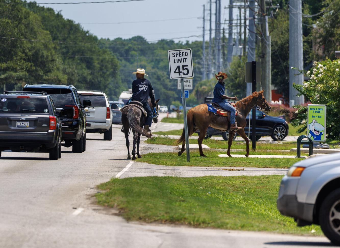 SCDOT plan for Folly Road median gets pushback by businesses