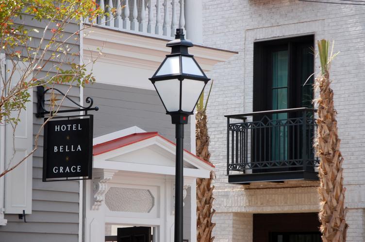 This longstanding hotel in Charleston's Historic District is rebranding ...