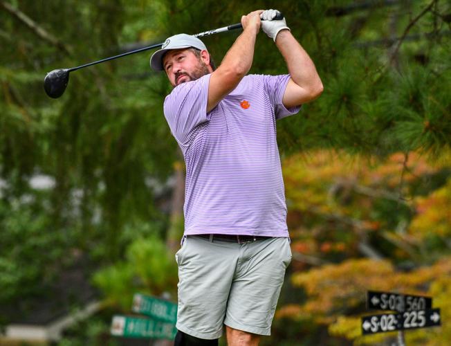 Lott ties tourney record, leads City Am by 7