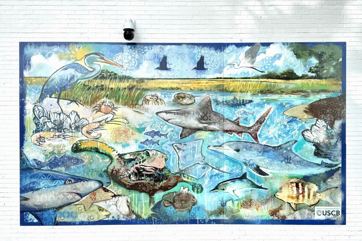 Artist Amiri Farris unveils new mural in Beaufort