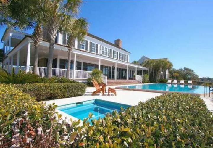 Extensive makeover coming to 200,000-square-foot Charleston store