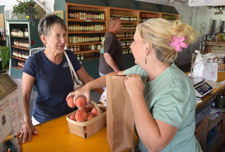 Aiken-area growers report 'awesome' peach season