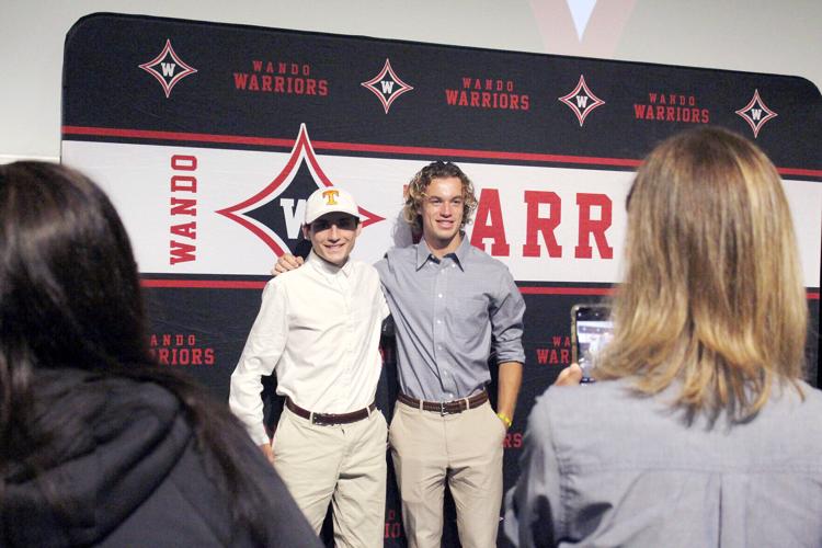 13 Wando athletes sign letters of intent