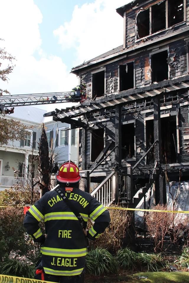 Family escapes home fire on Daniel Island | News | postandcourier.com