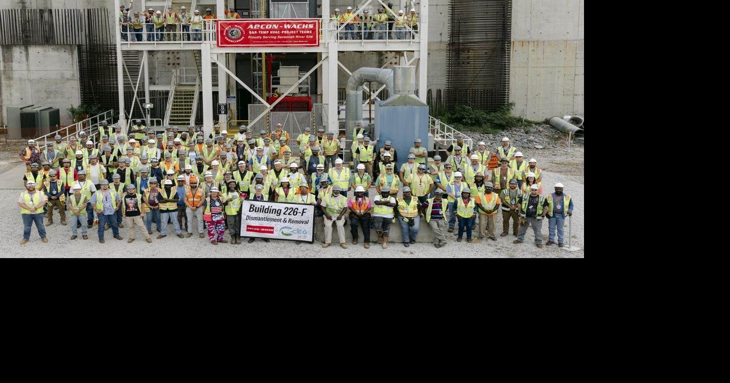 SRPPF craft workers celebrate D&R milestone