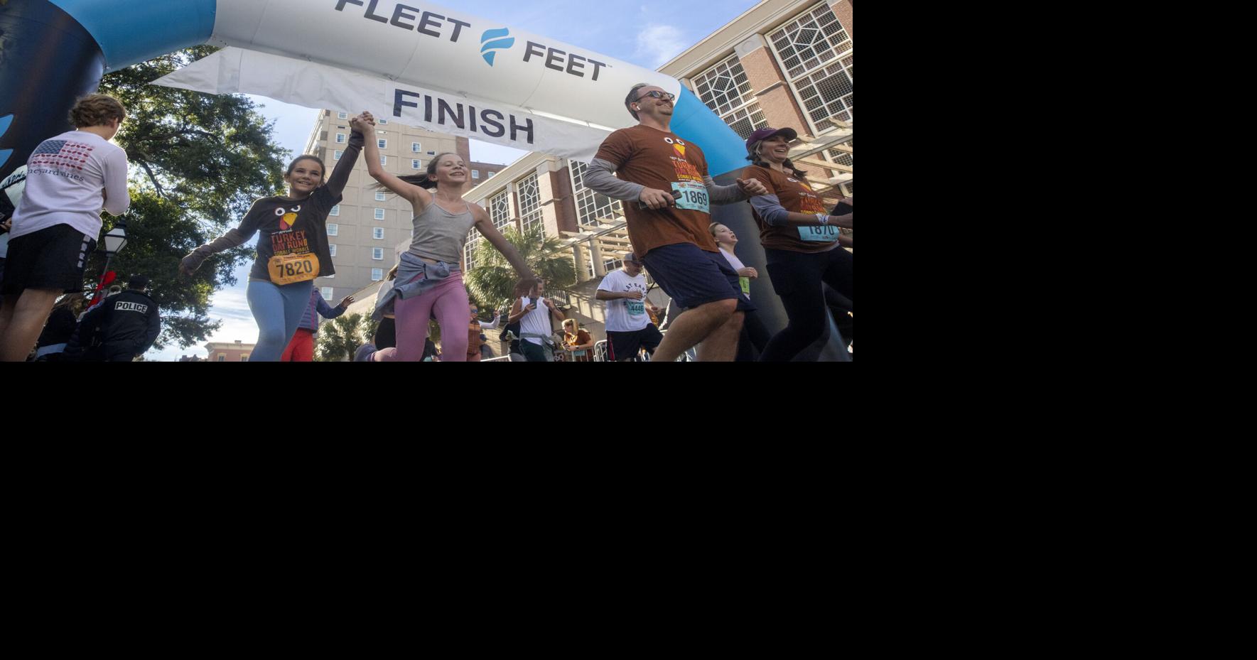 More than 7,500 finish Turkey Day Run in downtown Charleston