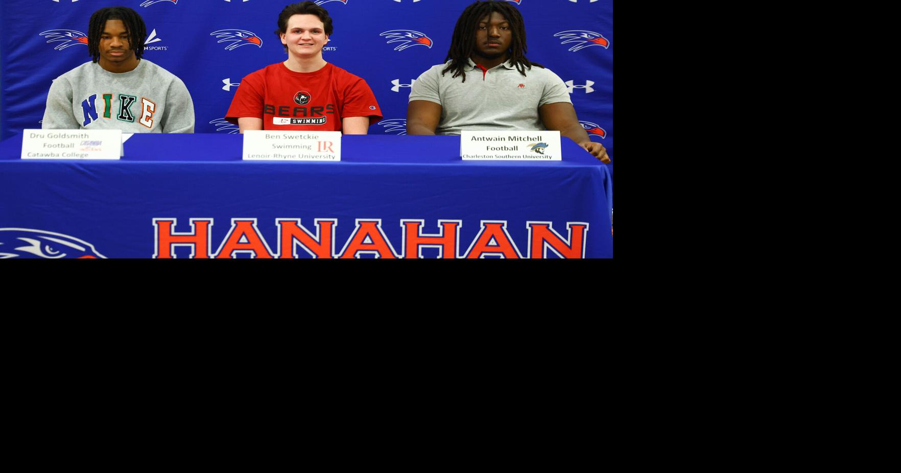 School district student-athletes sign on dotted line