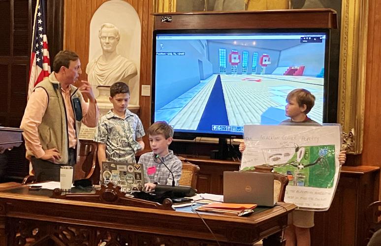 Johns Island students use Minecraft to build rec center