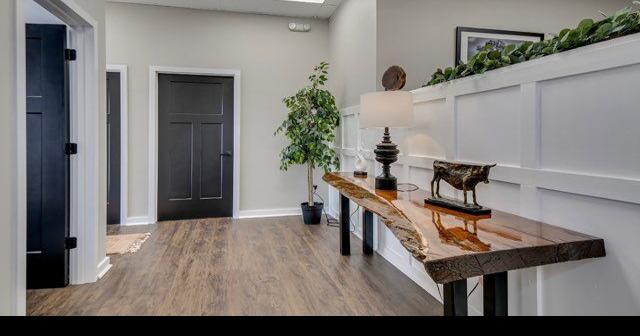 Luxe redux: NA brokerage gives old Iwanta building a new aesthetic ...
