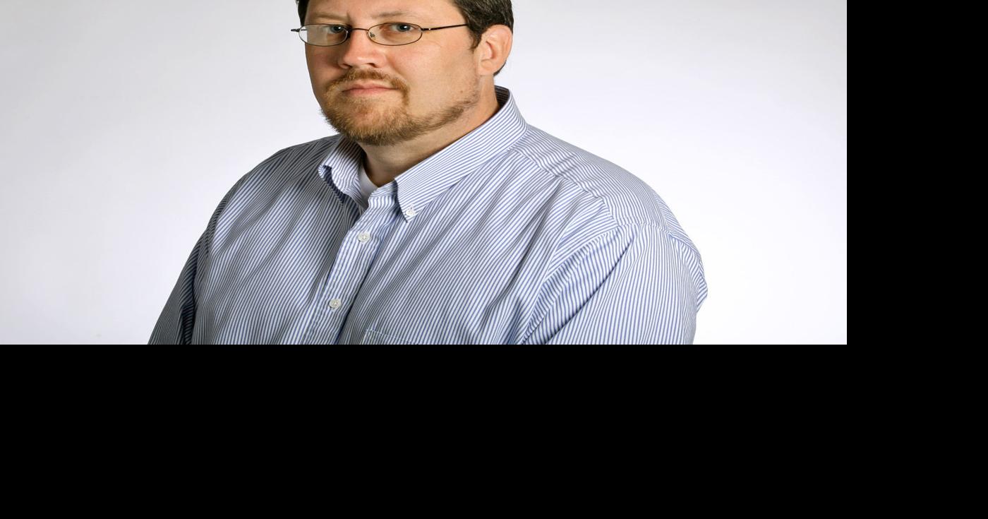 NOON LIVE CHAT: Columnist Brian Hicks talks mobile homes, the Eagles ...