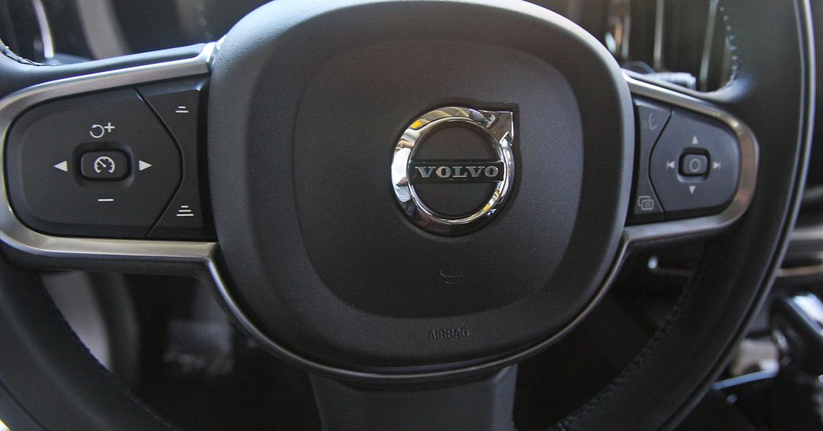 Volvo's latest steering system panders to the left and right
