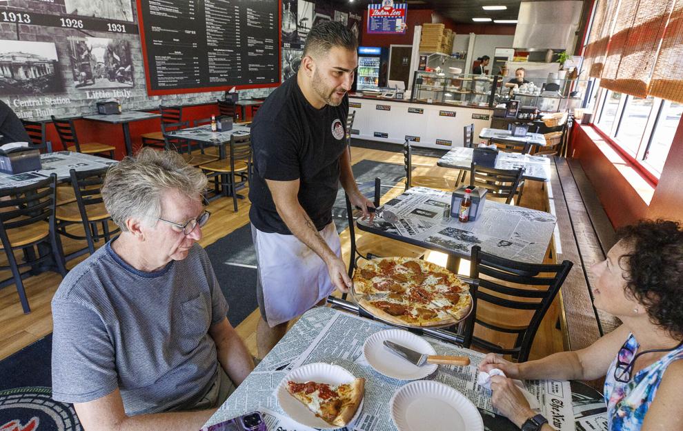 Pizza a Modo Mio in West Ashley serves up New York-style pies