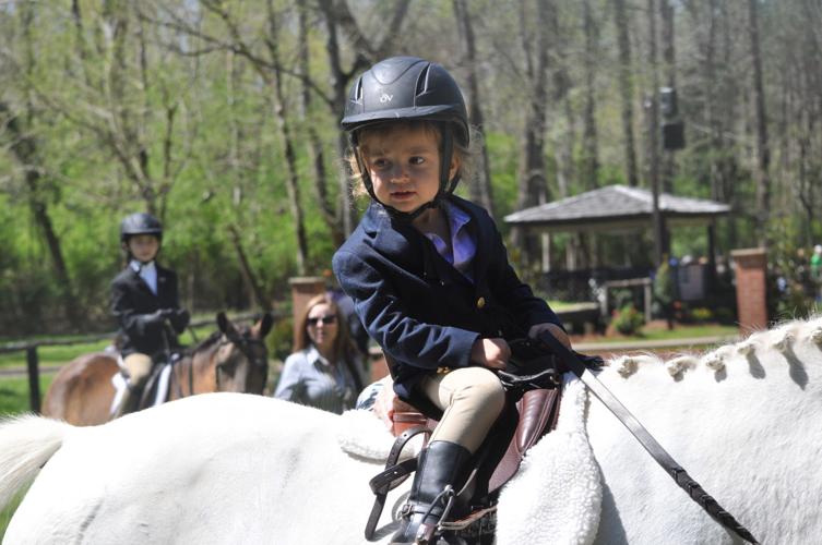 Tiniest riders shine in Leadline Class at Aiken Horse Show | Aiken ...