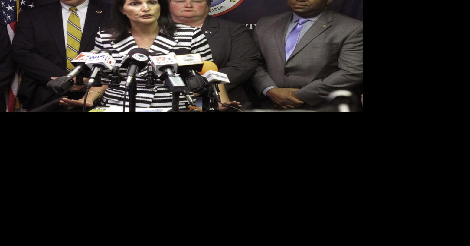 Haley praised for leadership during disaster