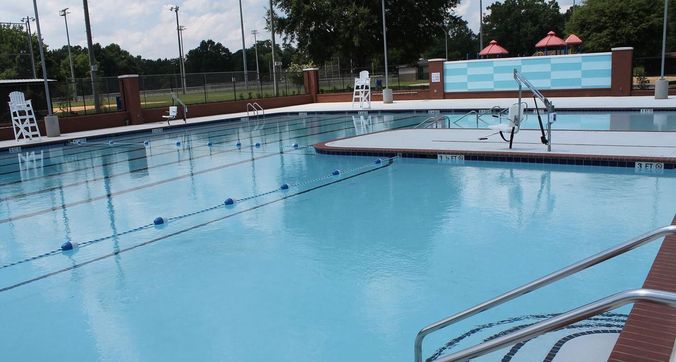 Missing man found unresponsive in pool at Eastover Park