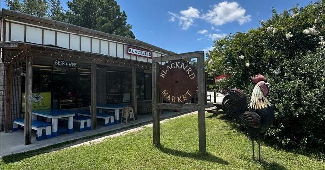 3 family-owned food markets to simplify holiday preparations