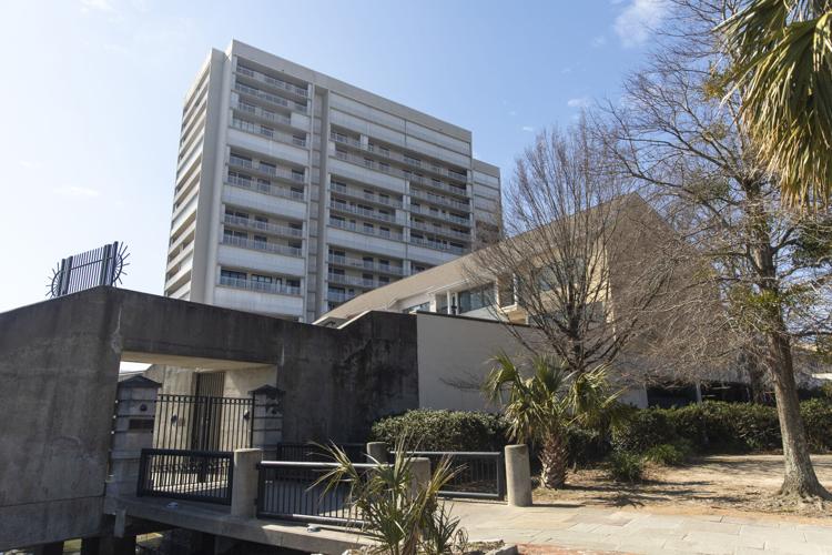 Charleston Dockside condos unsafe to occupy, engineers say