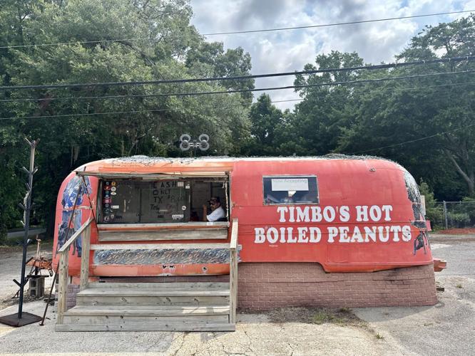 Owner of Charleston peanut trailer searches for a new kidney