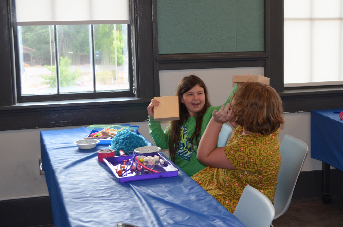 Aiken County Public Library holds Crafternoon event