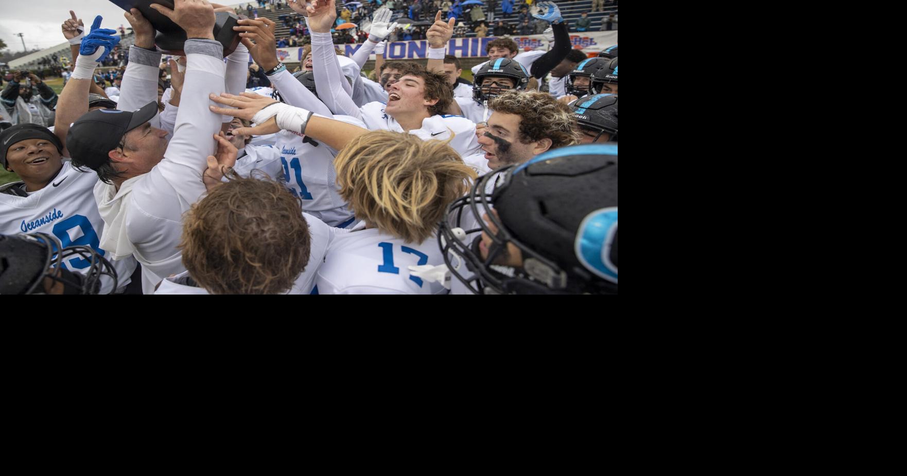 Oceanside Collegiate wins third straight state championship