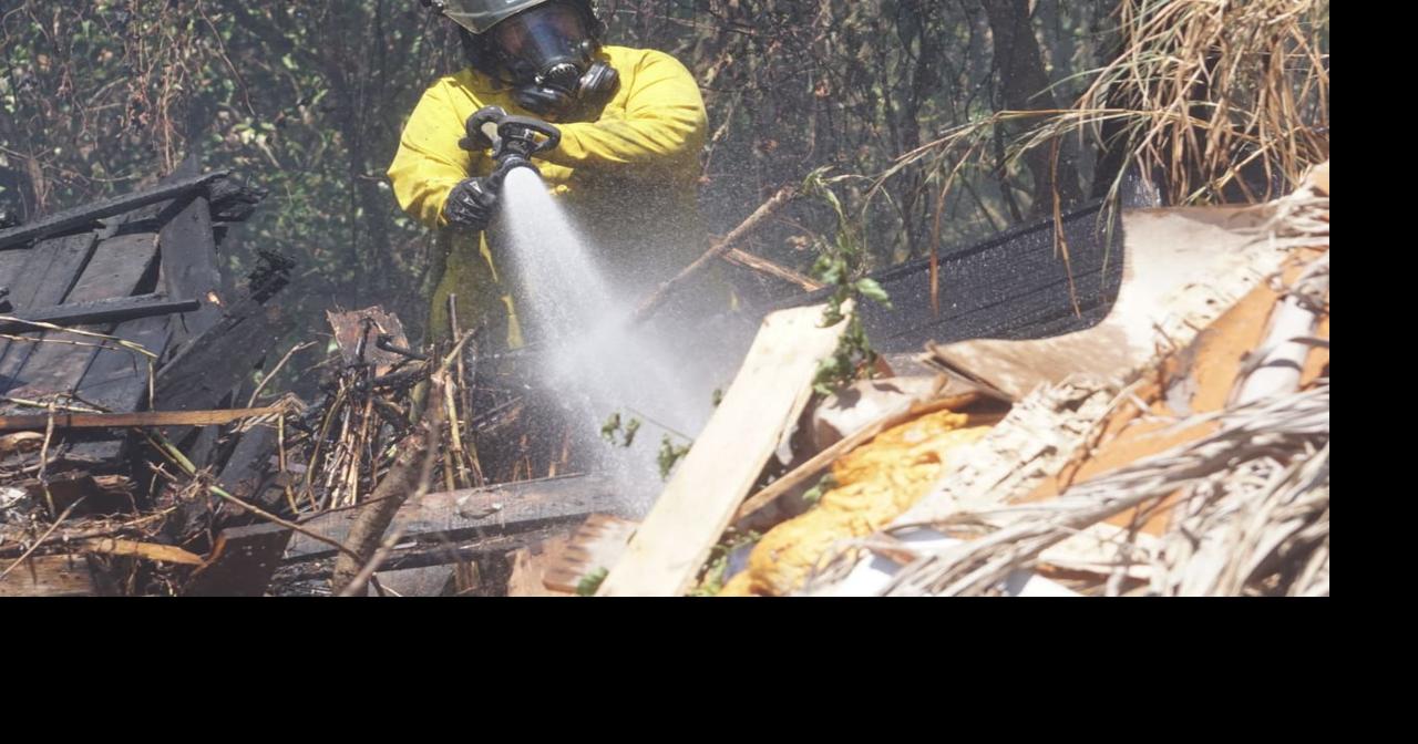 Firefighters battle Barrigada blaze | Local News | postguam.com