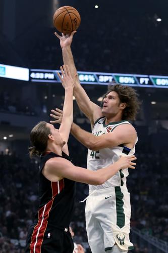 Robin Lopez bought stolen Disney items | National Sports | postguam.com